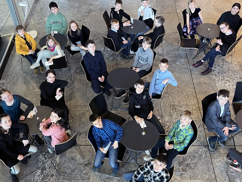 2023-03 Theaterbesuch Momo – Förderverein der JRS Herrenberg